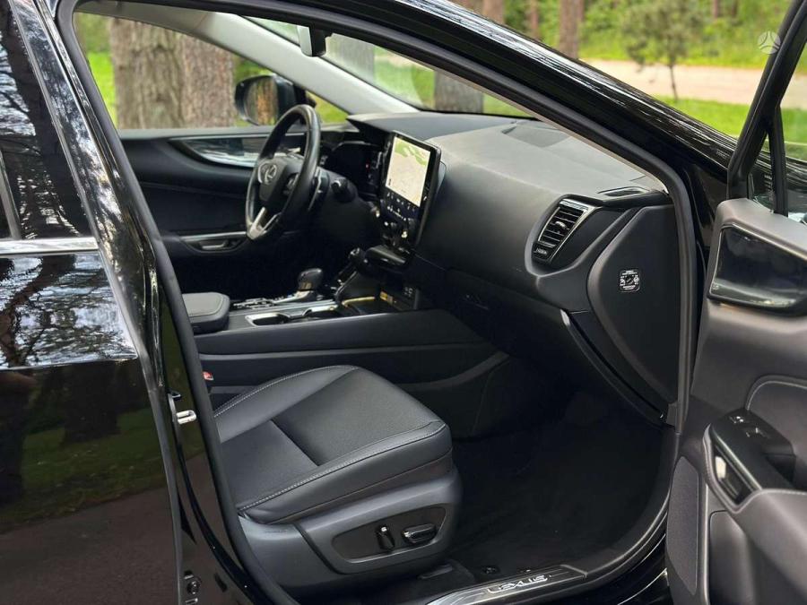 Melns Lexus NX 350h 2023 Viļņa, ar dzinēja tilpumu 2.49 L un nobraukumu 155 tūkst. km par 33500 €, foto 15 vietnē AUTOMOTO.COM.LV