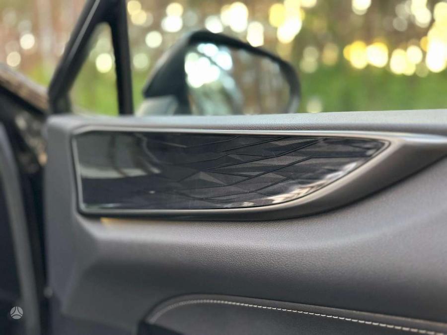 Melns Lexus NX 350h 2023 Viļņa, ar dzinēja tilpumu 2.49 L un nobraukumu 155 tūkst. km par 33500 €, foto 16 vietnē AUTOMOTO.COM.LV