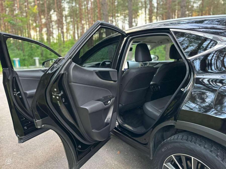 Melns Lexus NX 350h 2023 Viļņa, ar dzinēja tilpumu 2.49 L un nobraukumu 155 tūkst. km par 33500 €, foto 19 vietnē AUTOMOTO.COM.LV