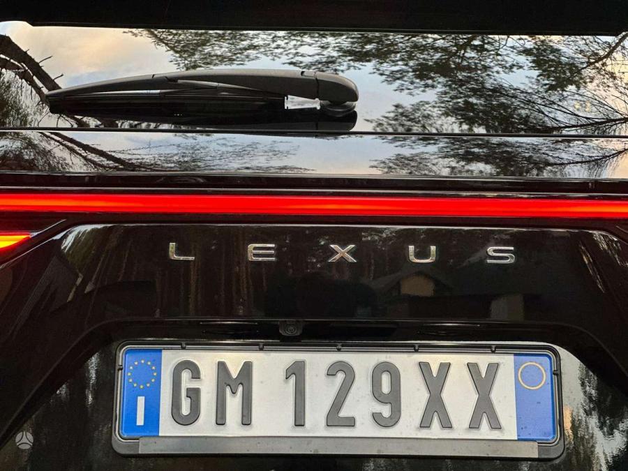 Melns Lexus NX 350h 2023 Viļņa, ar dzinēja tilpumu 2.49 L un nobraukumu 155 tūkst. km par 33500 €, foto 31 vietnē AUTOMOTO.COM.LV