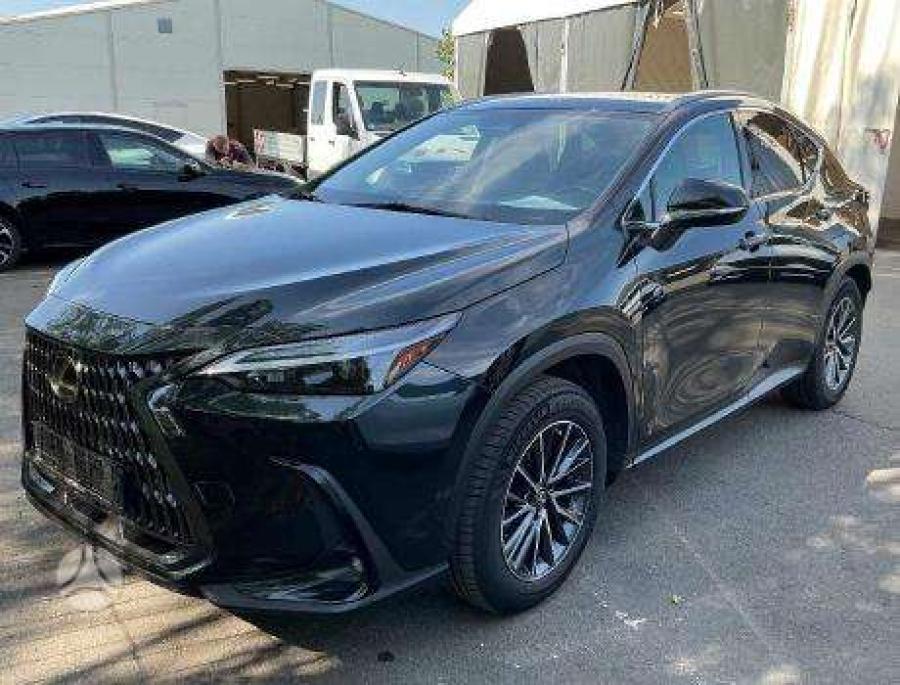 Melns Lexus NX 350h 2023 Viļņa, ar dzinēja tilpumu 2.49 L un nobraukumu 134 tūkst. km par 33990 €, foto 1 vietnē AUTOMOTO.COM.LV