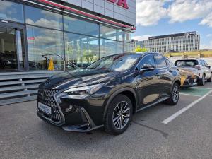 Melns Lexus NX 350h 2024 Viļņa, ar dzinēja tilpumu 2.49 L un nobraukumu 42 tūkst. km par 48850 €, foto  vietnē AUTOMOTO.COM.LV