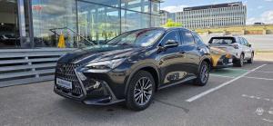 Черный Лексус NX 350h 2024 в Вильнюс, объемом двигателя 2.49 л и пробегом 42 тыс. км за 48850 €, фото 3 на AUTOMOTO.COM.LV