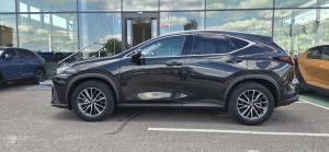 Черный Лексус NX 350h 2024 в Вильнюс, объемом двигателя 2.49 л и пробегом 42 тыс. км за 48850 €, фото 7 на AUTOMOTO.COM.LV