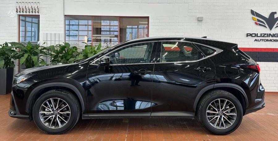 Black Lexus NX 350h 2025 in Kaunas, with an engine capacity of 2.49 L and mileage of 24 thousand km for 43200 €, photo 7 on AUTOMOTO.COM.LV