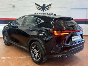 Black Lexus NX 350h 2025 in Kaunas, with an engine capacity of 2.49 L and mileage of 24 thousand km for 43200 €, photo 9 on AUTOMOTO.COM.LV
