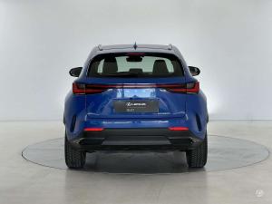 Синий Лексус NX 350h 2023 в Вильнюс, объемом двигателя 2.49 л и пробегом 67 тыс. км за 40900 €, фото 5 на AUTOMOTO.COM.LV