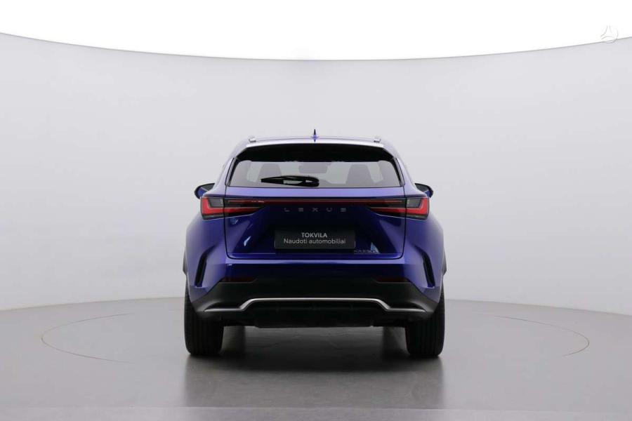 Zils Lexus NX 350h 2023 Viļņa, ar dzinēja tilpumu 2.49 L un nobraukumu 65 tūkst. km par 46900 €, foto 6 vietnē AUTOMOTO.COM.LV