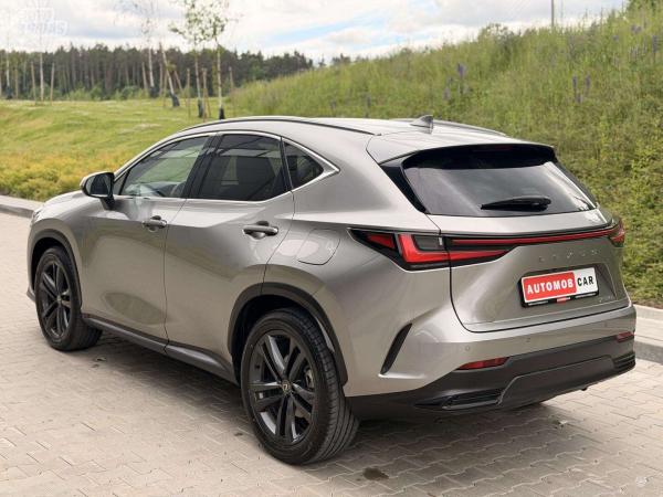Lexus NX 350h 2024 Viļņa, ar dzinēja tilpumu 2.50 L un nobraukumu 30 tūkst. km par 44350 €, foto 6 vietnē AUTOMOTO.COM.LV
