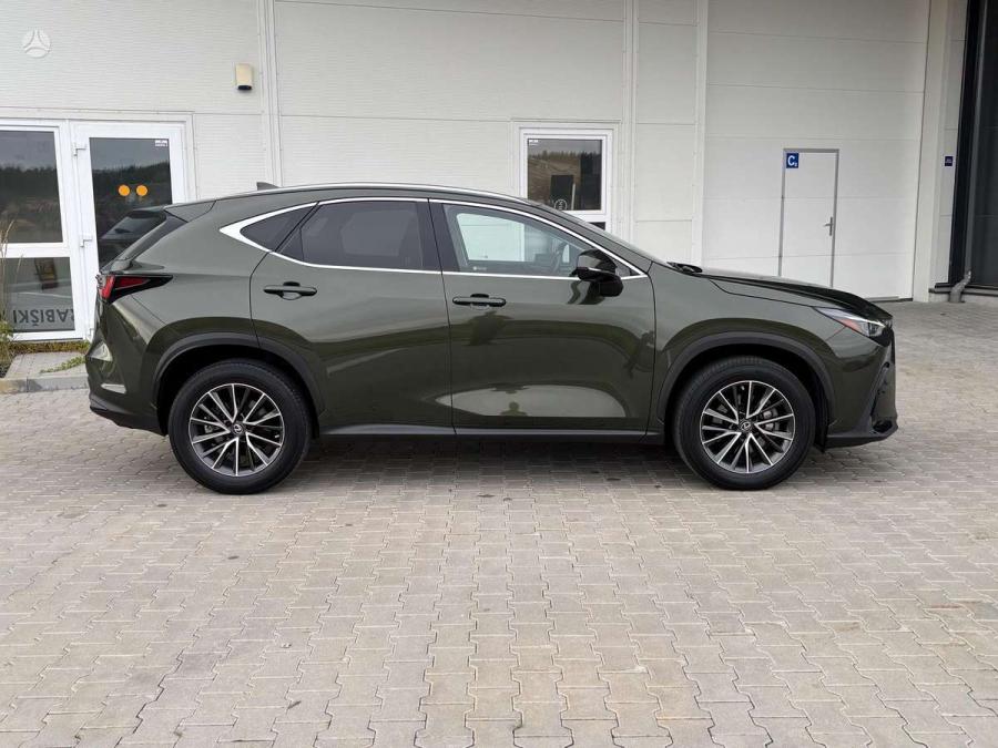 Zaļš Lexus NX 350h 2023 Viļņa, ar dzinēja tilpumu 2.49 L un nobraukumu 67 tūkst. km par 39500 €, foto 7 vietnē AUTOMOTO.COM.LV
