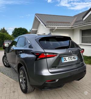 Серый Лексус NX 350h 2015 в Каунас, объемом двигателя 2.50 л и пробегом 200 тыс. км за 18700 €, фото 6 на AUTOMOTO.COM.LV