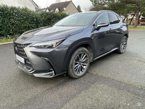 Grey Lexus NX 350h 2022 in Vilnius, with an engine capacity of 2.49 L and mileage of 169 thousand km for 33500 €, photo 1 on AUTOMOTO.COM.LV