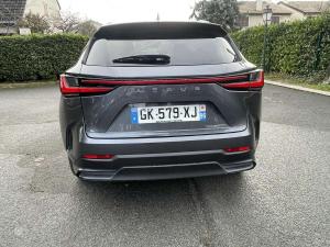 Grey Lexus NX 350h 2022 in Vilnius, with an engine capacity of 2.49 L and mileage of 169 thousand km for 33500 €, photo 4 on AUTOMOTO.COM.LV