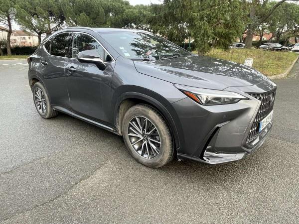 Grey Lexus NX 350h 2022 in Vilnius, with an engine capacity of 2.49 L and mileage of 169 thousand km for 33500 €, photo 8 on AUTOMOTO.COM.LV