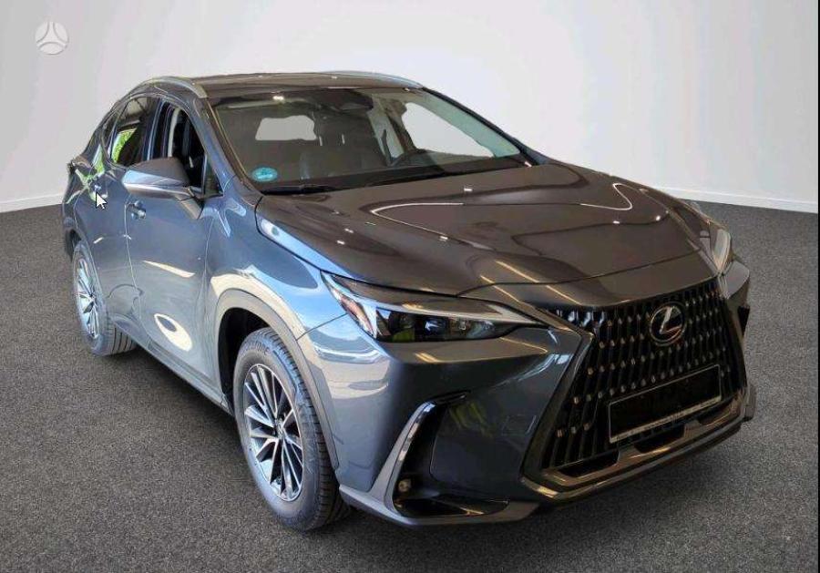 Серый Лексус NX 350h 2022 в Вильнюс, объемом двигателя 2.49 л и пробегом 113 тыс. км за 34990 €, фото 1 на AUTOMOTO.COM.LV