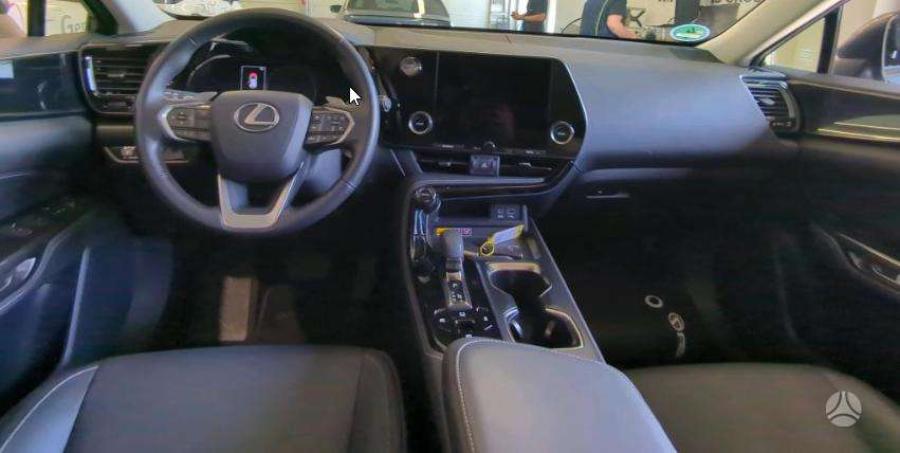 Серый Лексус NX 350h 2022 в Вильнюс, объемом двигателя 2.49 л и пробегом 113 тыс. км за 34990 €, фото 7 на AUTOMOTO.COM.LV