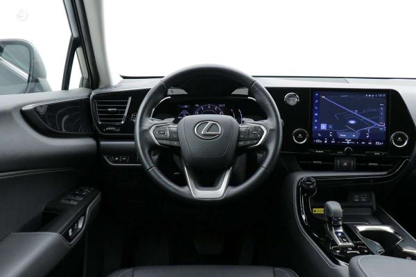 Grey Lexus NX 350h 2022 in Vilnius, with an engine capacity of 2.49 L and mileage of 145 thousand km for 36900 €, photo 7 on AUTOMOTO.COM.LV