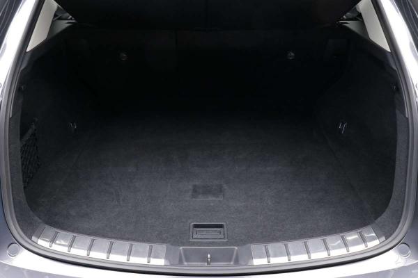 Grey Lexus NX 350h 2022 in Vilnius, with an engine capacity of 2.49 L and mileage of 145 thousand km for 36900 €, photo 10 on AUTOMOTO.COM.LV