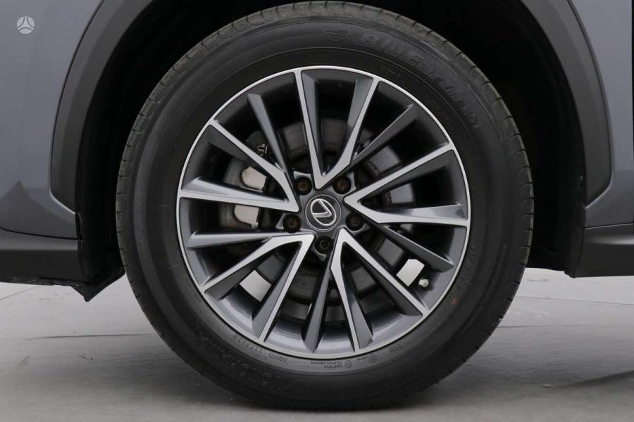 Серый Лексус NX 350h 2022 в Вильнюс, объемом двигателя 2.49 л и пробегом 145 тыс. км за 36900 €, фото 16 на AUTOMOTO.COM.LV