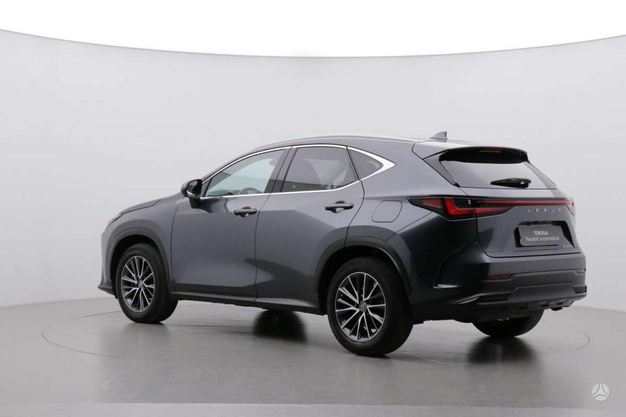 Серый Лексус NX 350h 2022 в Вильнюс, объемом двигателя 2.49 л и пробегом 145 тыс. км за 36900 €, фото 18 на AUTOMOTO.COM.LV