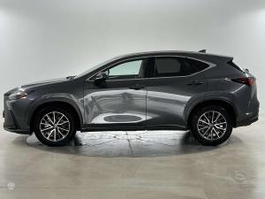 Серый Лексус NX 350h 2022 в Вильнюс, объемом двигателя 2.49 л и пробегом 138 тыс. км за 38900 €, фото 4 на AUTOMOTO.COM.LV