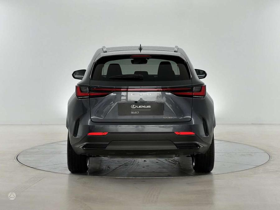 Серый Лексус NX 350h 2022 в Вильнюс, объемом двигателя 2.49 л и пробегом 138 тыс. км за 38900 €, фото 5 на AUTOMOTO.COM.LV