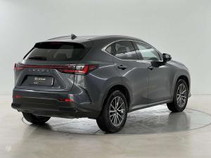Серый Лексус NX 350h 2022 в Вильнюс, объемом двигателя 2.49 л и пробегом 138 тыс. км за 38900 €, фото 21 на AUTOMOTO.COM.LV