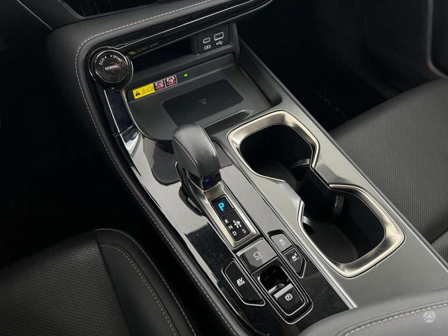 Серый Лексус NX 350h 2022 в Вильнюс, объемом двигателя 2.49 л и пробегом 138 тыс. км за 38900 €, фото 24 на AUTOMOTO.COM.LV