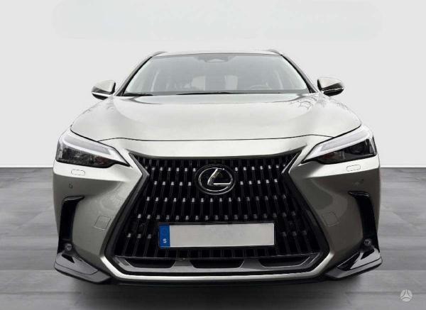 Pelēks Lexus NX 350h 2023 Viļņa, ar dzinēja tilpumu 2.49 L un nobraukumu 23 tūkst. km par 45900 €, foto 2 vietnē AUTOMOTO.COM.LV
