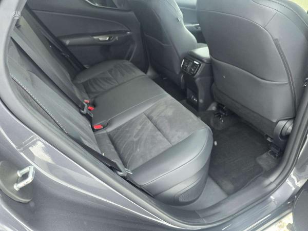 Pelēks Lexus NX 350h 2023 Marijampole, ar dzinēja tilpumu 2.49 L un nobraukumu 34 tūkst. km par 39900 €, foto 11 vietnē AUTOMOTO.COM.LV