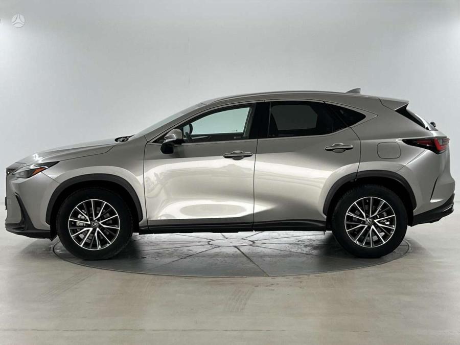 Серый Лексус NX 350h 2023 в Вильнюс, объемом двигателя 2.49 л и пробегом 100 тыс. км за 40900 €, фото 4 на AUTOMOTO.COM.LV