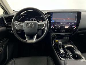 Серый Лексус NX 350h 2023 в Вильнюс, объемом двигателя 2.49 л и пробегом 100 тыс. км за 40900 €, фото 10 на AUTOMOTO.COM.LV