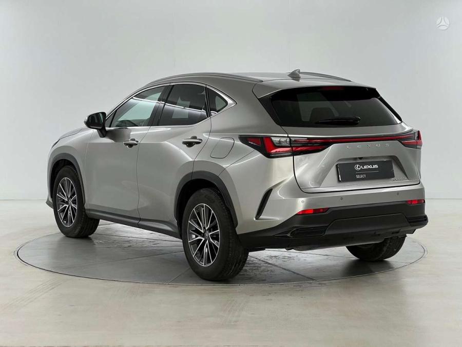 Серый Лексус NX 350h 2023 в Вильнюс, объемом двигателя 2.49 л и пробегом 100 тыс. км за 40900 €, фото 18 на AUTOMOTO.COM.LV