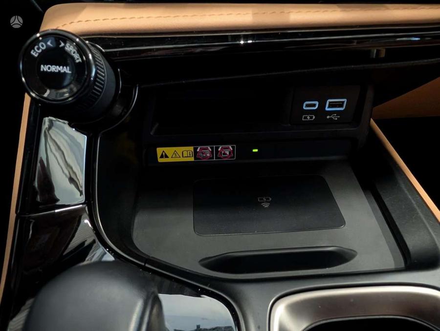 Серый Лексус NX 350h 2023 в Каунас, объемом двигателя 2.49 л и пробегом 55 тыс. км за 43900 €, фото 24 на AUTOMOTO.COM.LV