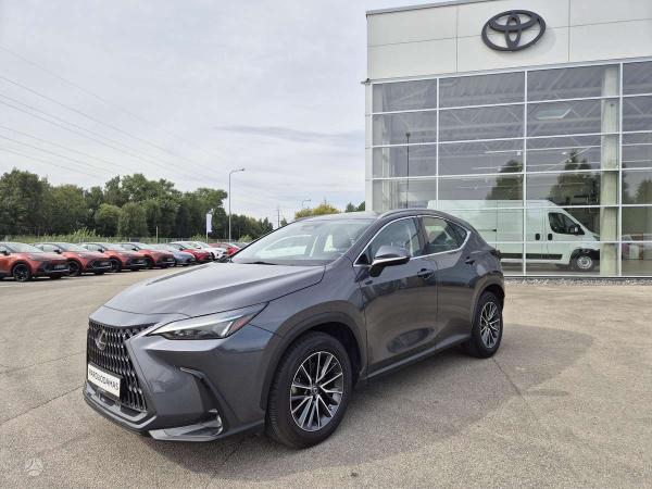 Серый Лексус NX 350h 2023 в Паневежис, объемом двигателя 2.49 л и пробегом 95 тыс. км за 33999 €, фото 1 на AUTOMOTO.COM.LV