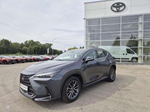 Серый Лексус NX 350h 2023 в Паневежис, объемом двигателя 2.49 л и пробегом 95 тыс. км за 33999 €, фото  на AUTOMOTO.COM.LV