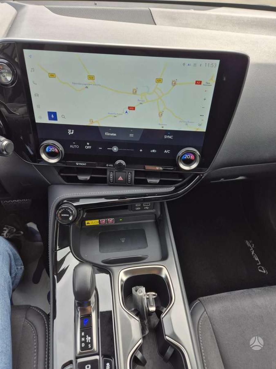 Серый Лексус NX 350h 2023 в Паневежис, объемом двигателя 2.49 л и пробегом 95 тыс. км за 33999 €, фото 19 на AUTOMOTO.COM.LV