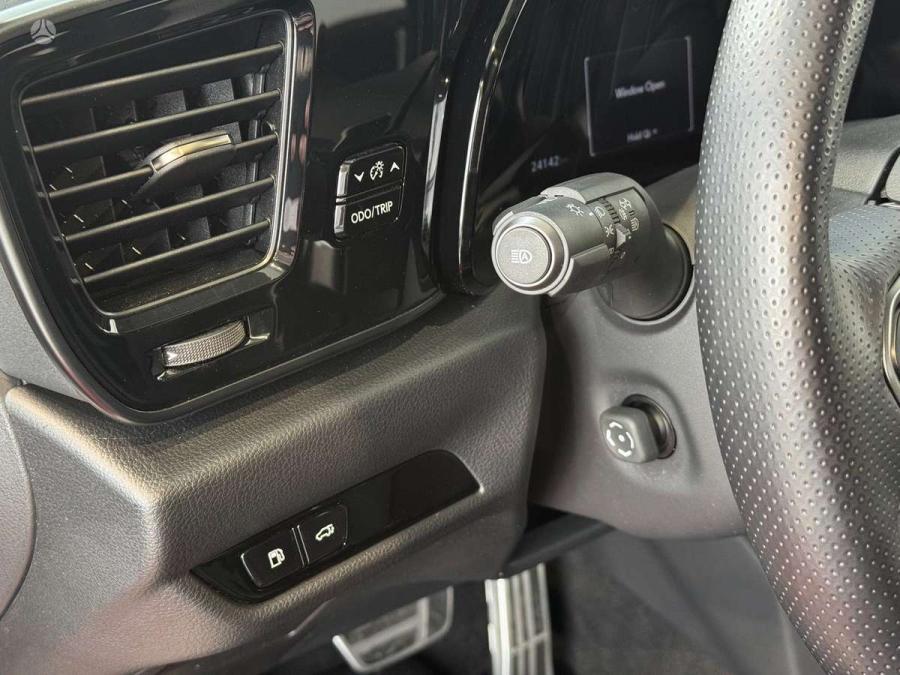 Pelēks Lexus NX 350h 2023 Šauļi, ar dzinēja tilpumu 2.49 L un nobraukumu 24 tūkst. km par 42900 €, foto 16 vietnē AUTOMOTO.COM.LV