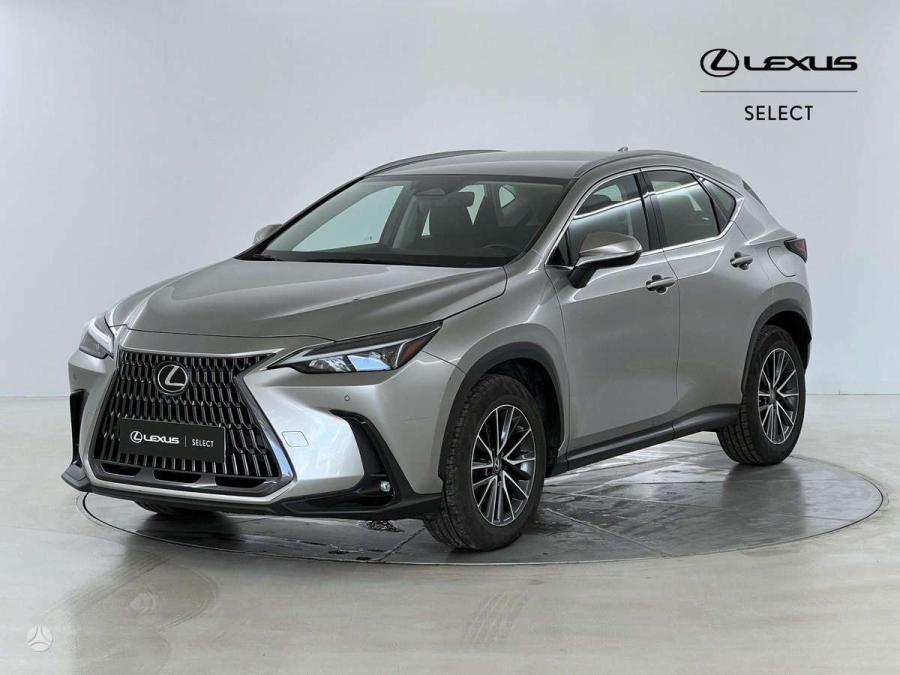Серый Лексус NX 350h 2023 в Вильнюс, объемом двигателя 2.49 л и пробегом 117 тыс. км за 39900 €, фото 1 на AUTOMOTO.COM.LV