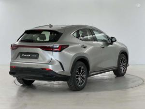 Серый Лексус NX 350h 2023 в Вильнюс, объемом двигателя 2.49 л и пробегом 117 тыс. км за 39900 €, фото 21 на AUTOMOTO.COM.LV