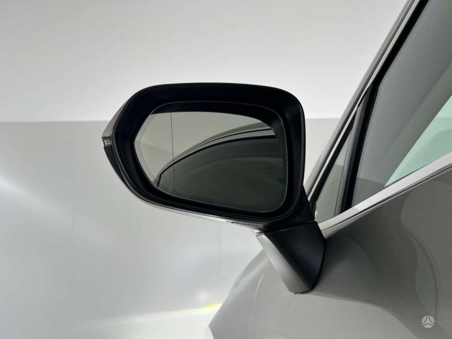 Серый Лексус NX 350h 2023 в Вильнюс, объемом двигателя 2.49 л и пробегом 117 тыс. км за 39900 €, фото 27 на AUTOMOTO.COM.LV