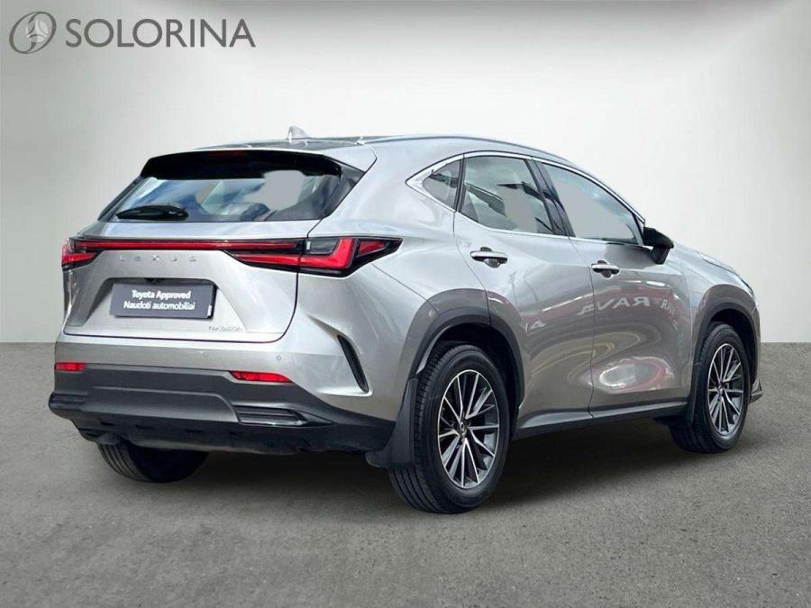 Серый Лексус NX 350h 2025 в Клайпеда, объемом двигателя 2.49 л и пробегом 15 тыс. км за 59000 €, фото 3 на AUTOMOTO.COM.LV