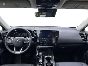 Серый Лексус NX 350h 2025 в Клайпеда, объемом двигателя 2.49 л и пробегом 15 тыс. км за 59000 €, фото 9 на AUTOMOTO.COM.LV