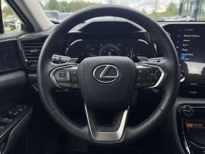 Серый Лексус NX 350h 2025 в Клайпеда, объемом двигателя 2.49 л и пробегом 15 тыс. км за 59000 €, фото 13 на AUTOMOTO.COM.LV