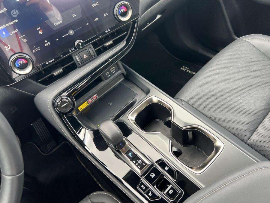 Серый Лексус NX 350h 2025 в Клайпеда, объемом двигателя 2.49 л и пробегом 15 тыс. км за 59000 €, фото 21 на AUTOMOTO.COM.LV