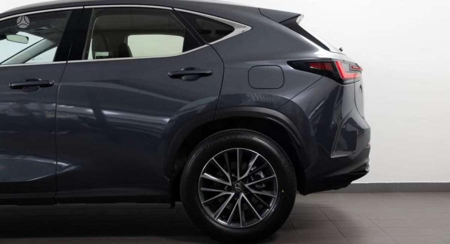 Серый Лексус NX 350h 2026 в Вильнюс, объемом двигателя 2.49 л и пробегом 6 тыс. км за 49500 €, фото 5 на AUTOMOTO.COM.LV