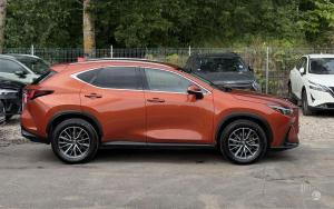Oranžs Lexus NX 350h 2023 Viļņa, ar dzinēja tilpumu 2.49 L un nobraukumu 142 tūkst. km par 36990 €, foto 5 vietnē AUTOMOTO.COM.LV
