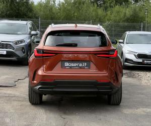 Oranžs Lexus NX 350h 2023 Viļņa, ar dzinēja tilpumu 2.49 L un nobraukumu 142 tūkst. km par 36990 €, foto 8 vietnē AUTOMOTO.COM.LV