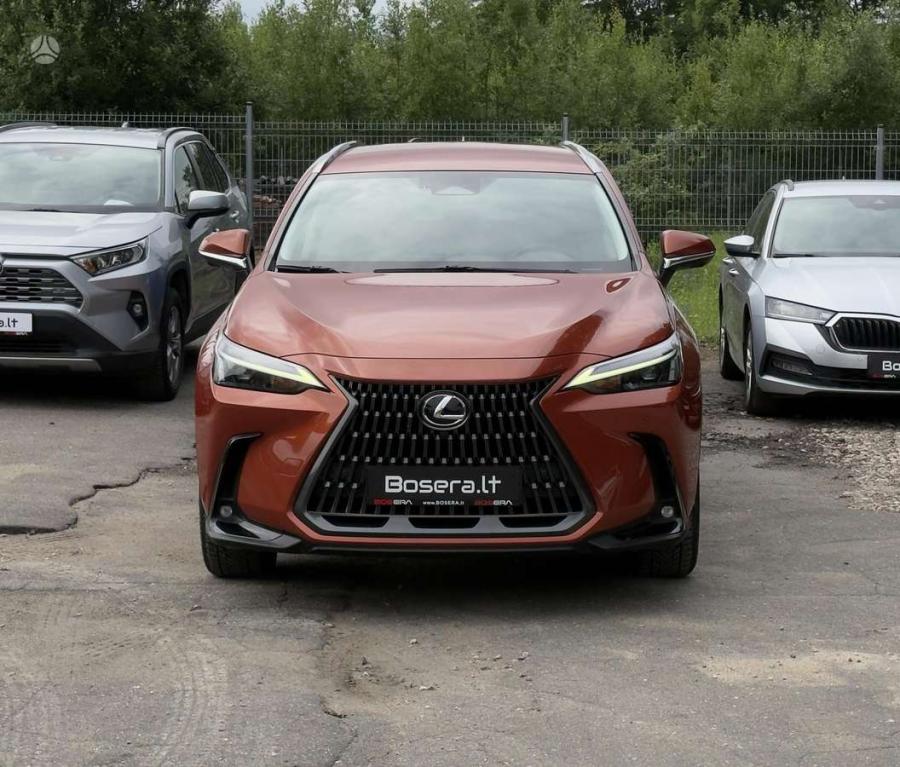 Oranžs Lexus NX 350h 2023 Viļņa, ar dzinēja tilpumu 2.49 L un nobraukumu 142 tūkst. km par 36990 €, foto 17 vietnē AUTOMOTO.COM.LV