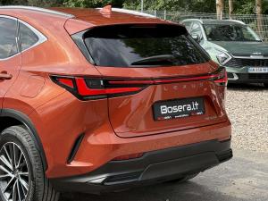 Oranžs Lexus NX 350h 2023 Viļņa, ar dzinēja tilpumu 2.49 L un nobraukumu 142 tūkst. km par 36990 €, foto 20 vietnē AUTOMOTO.COM.LV
